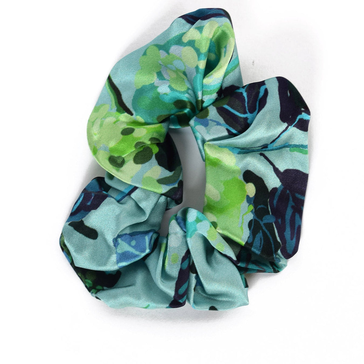 SKYE silk scrunchie Hydrangea Blue – Lesley Evers